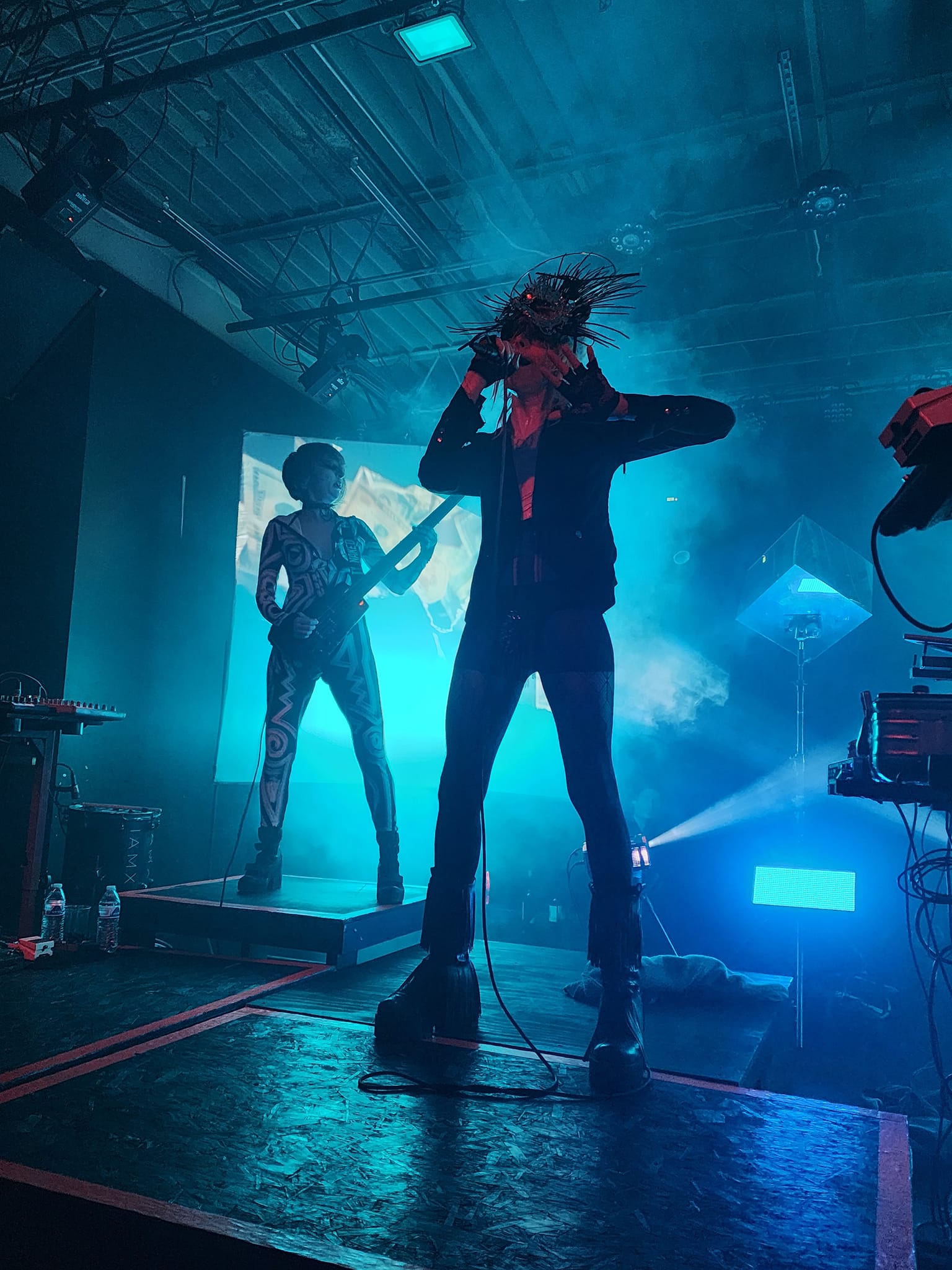 IAMX & Visceral Sexual Universal Unspeakable Love – Sounds and Shadows